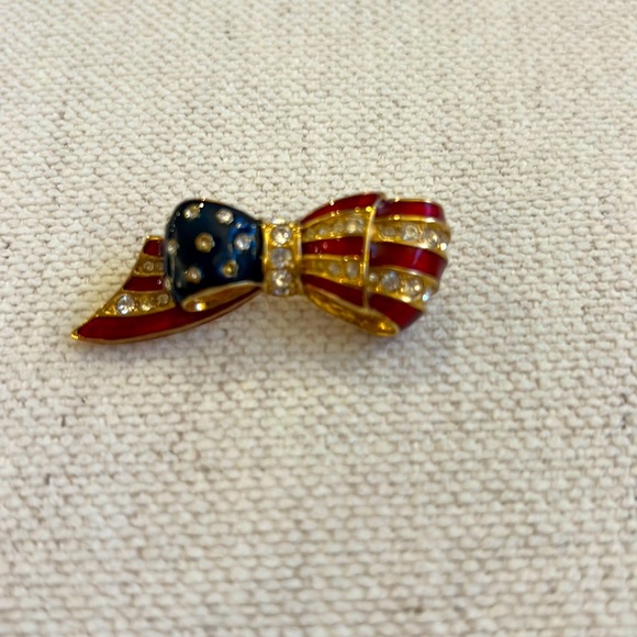 Carolee | Jewelry | Vintage Carolee Pin Brooch Patriotic Red White Blue ...